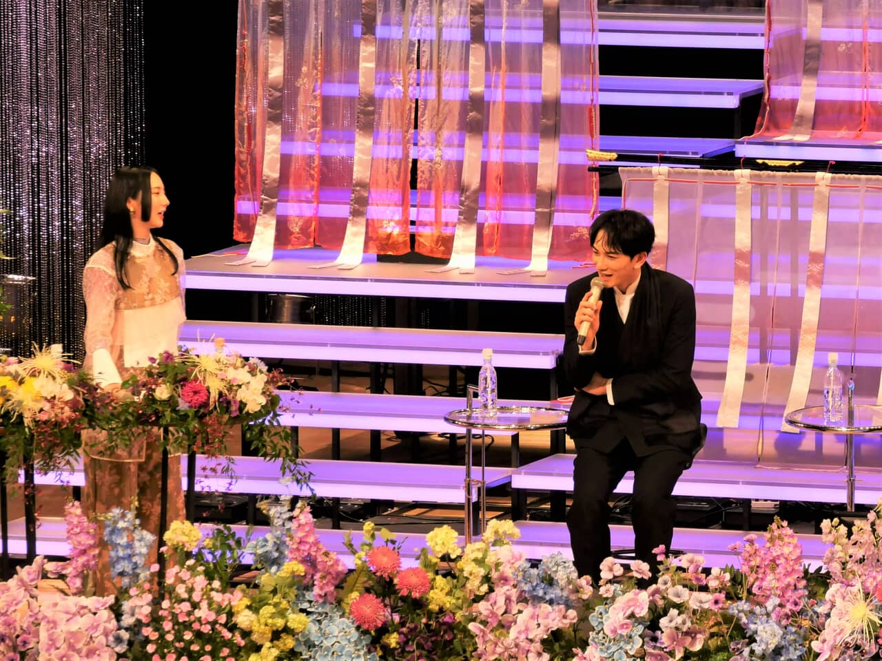 【光る君へ】来場者数約2,900人でのファンミーティングが開催！ ｜ 歴史人